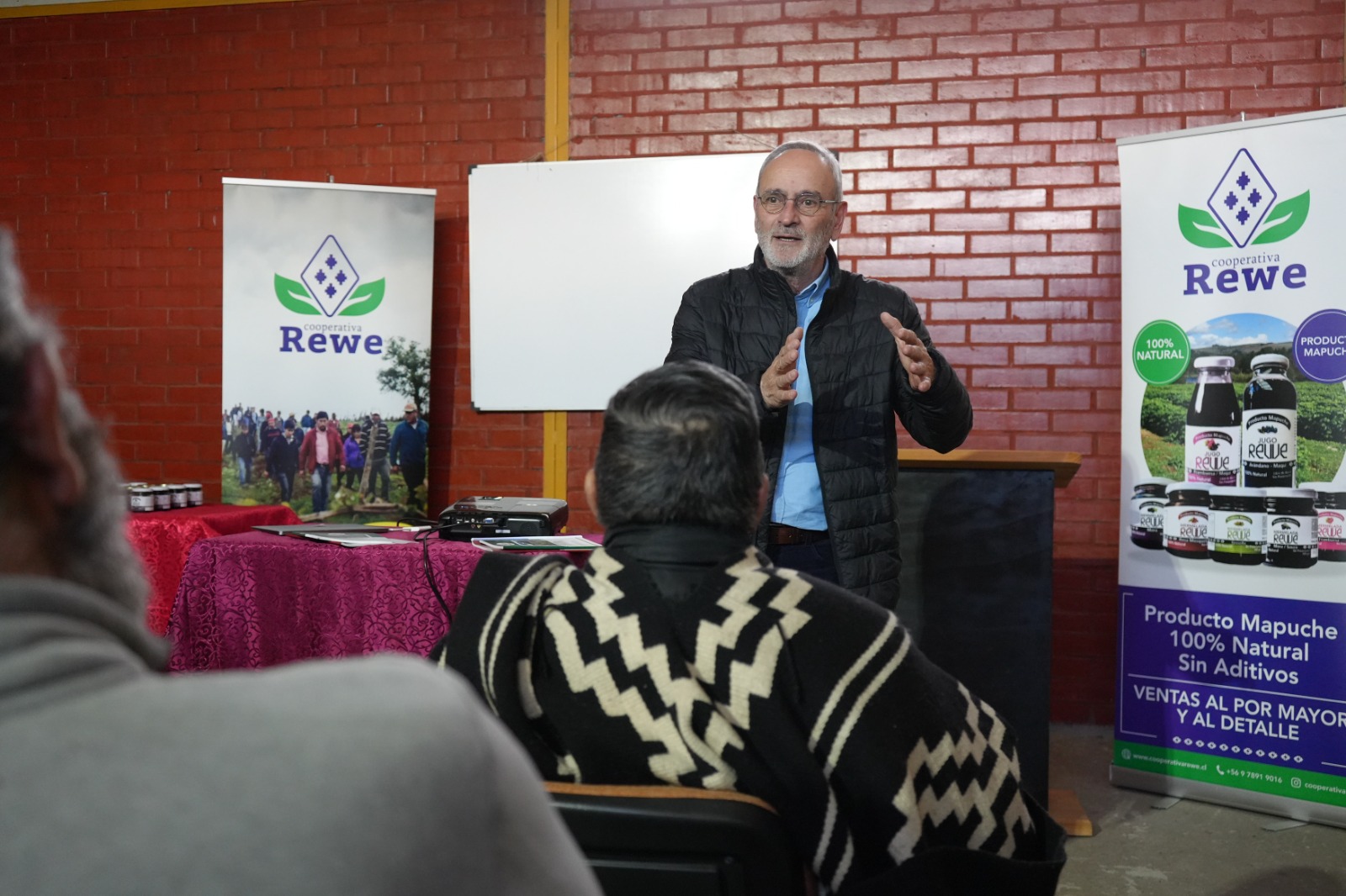 Gobernador Saffirio resalta modelo productivo mapuche de Cooperativa ...